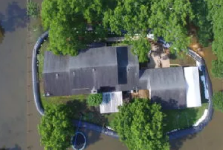 Inflatable Water Injected Dam